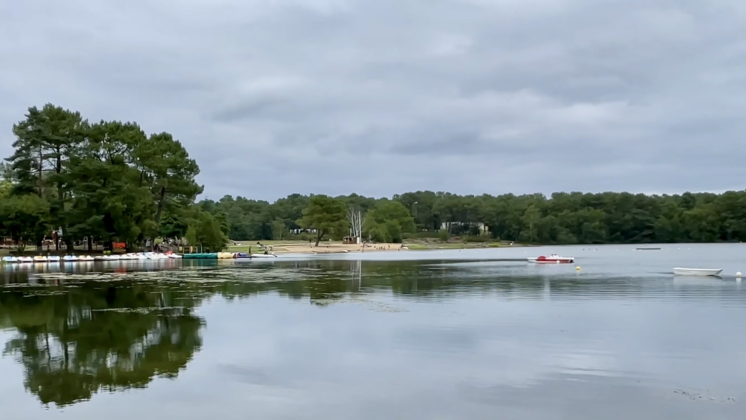 Étang de Trémelin: Travel Guide & 4K Video - Exploring Europe